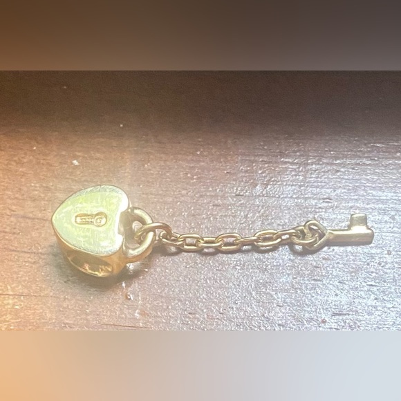Pandora | Jewelry | 4k Gold Pandora Key To My Heart Dangle Lock Charm ...